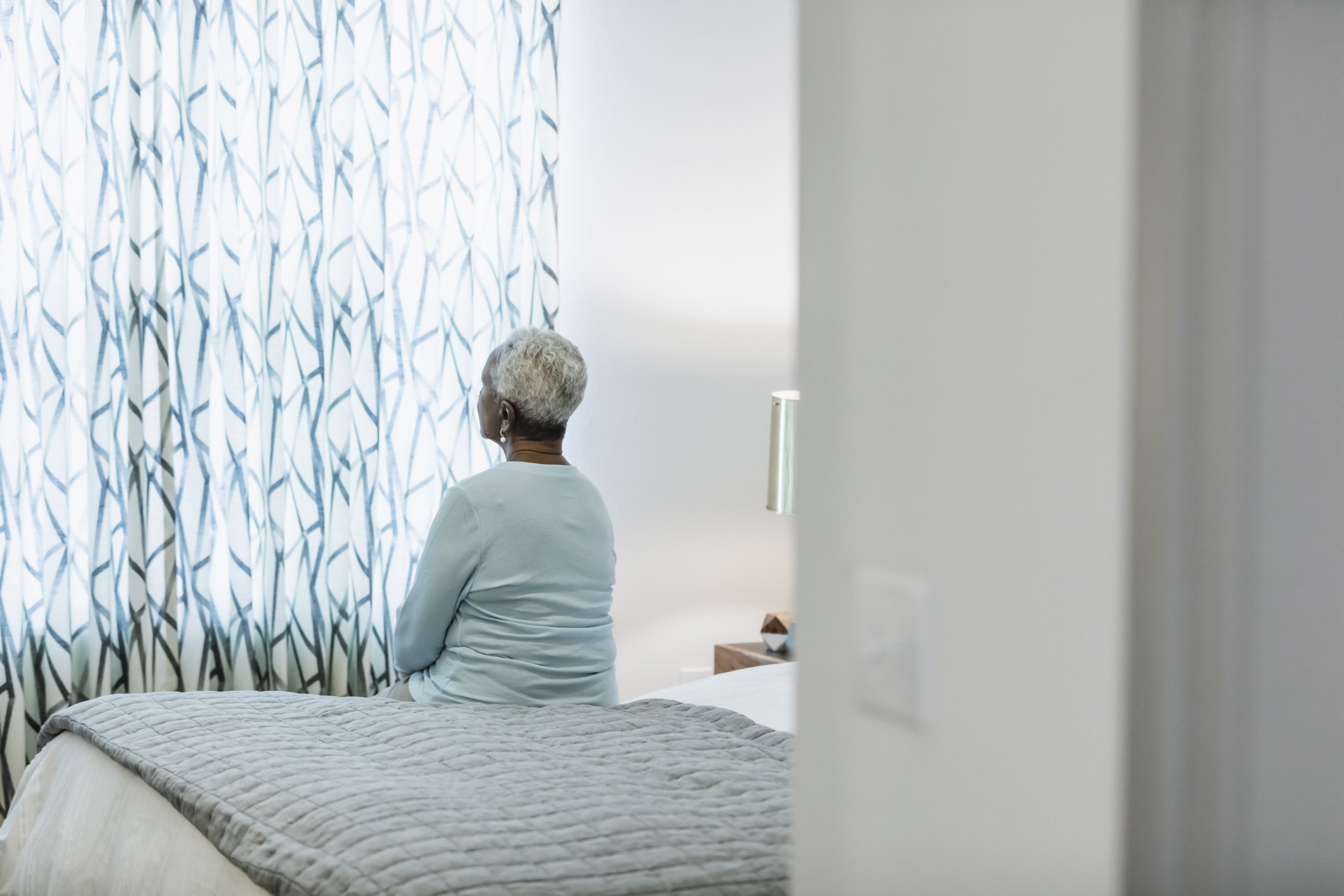4 Ways to Combat the Loneliness of Living Alone as a Senior - HealthNetwork